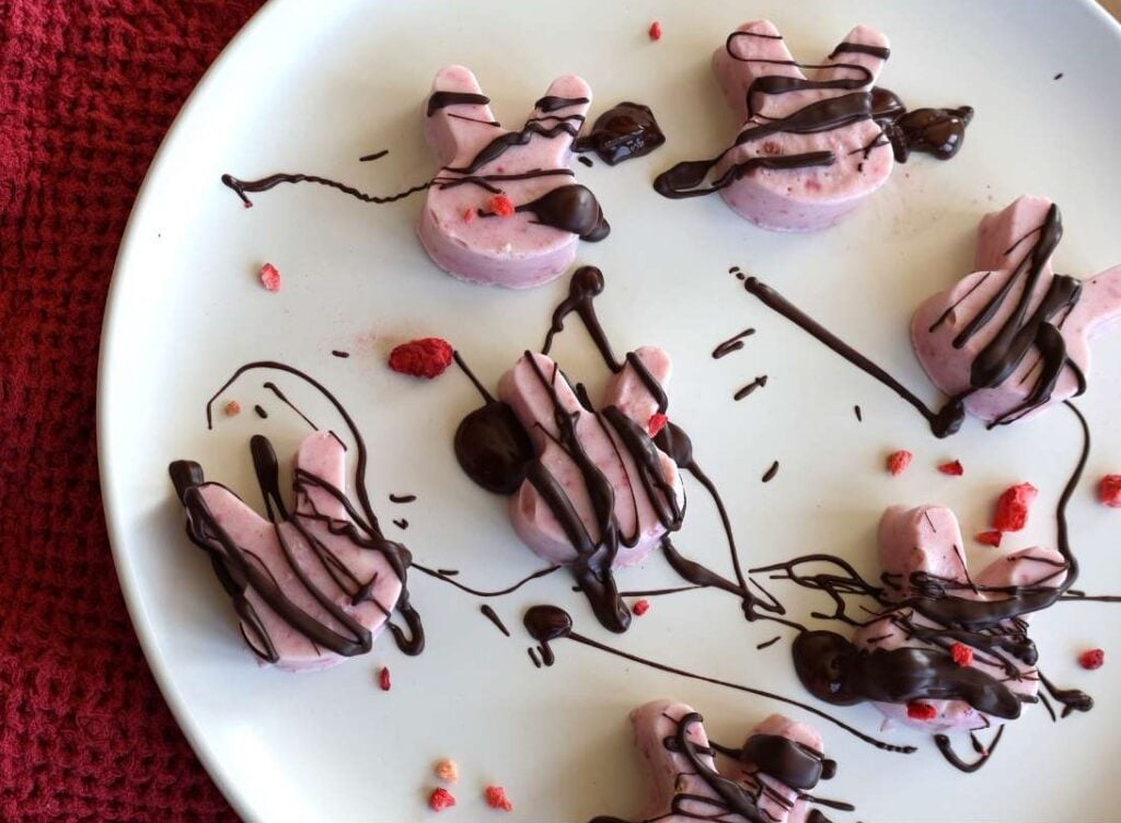 Strawberries and Cream Protein Snacks - Food and Life Lately